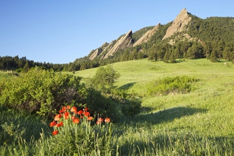 Explore Boulder's Backroads | Embark.org