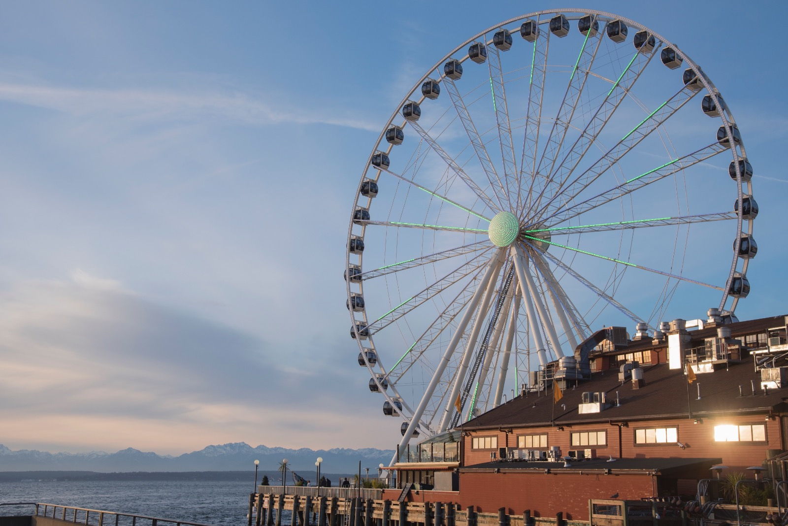 Seattle Downtown Local Photography Tour | Embark.org