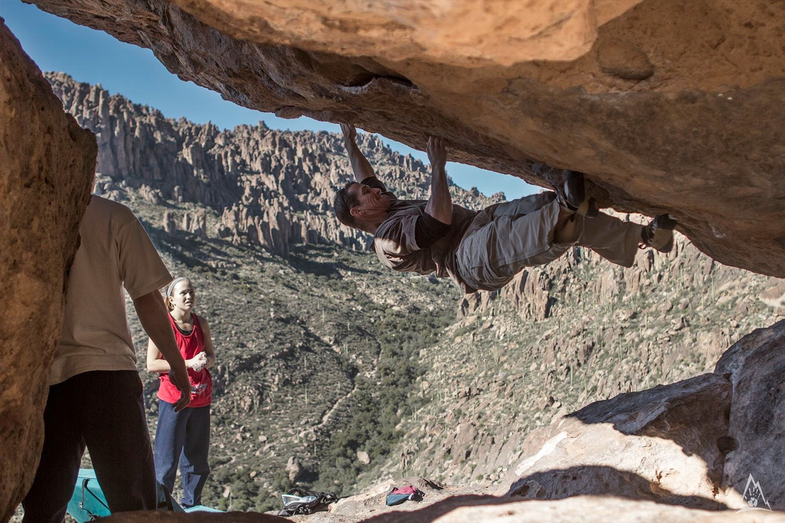 Bouldering in the Superstition Mountains | Embark.org