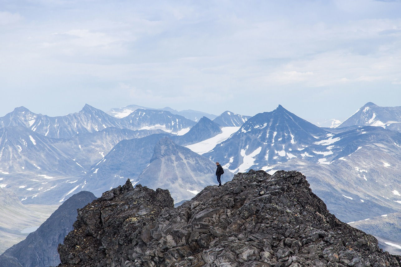 Climb the two highest mountains in Norway | Embark.org